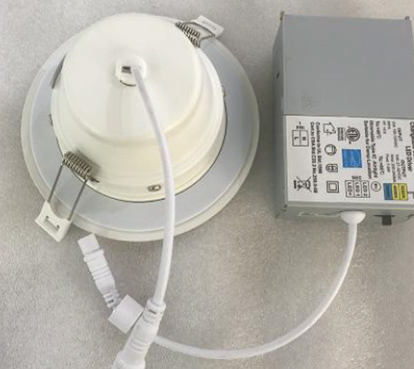 4" LED RECESSED GIMBAL POTLIGHT - 360DEG - 9W - 3CCT– JENCO CANADA INC.